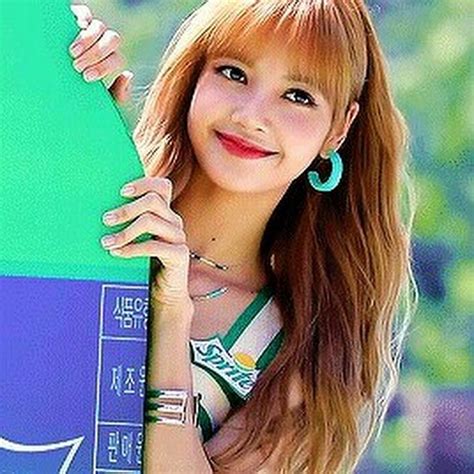 ĶÏm ŅÄŅÄ Blackpink Lisa Blackpink Blackpink Photos