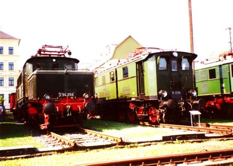 E94 056 Und E77 10 In Dresden Am 01 05 00 Bahnbilder De