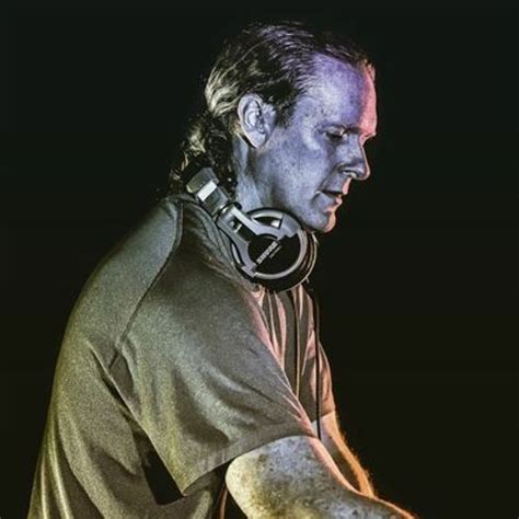 Stream Scott Brown 4 Deck Showcase Evolution Records By Dj Eaze Listen Online For Free On