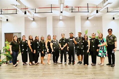 Kumisión I Fino Chamoru Ninafitmen Ineyak Chamoru Chamoru