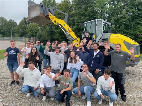 Herzlich Willkommen Bei Wacker Neuson Wir Wünschen Euch Eine