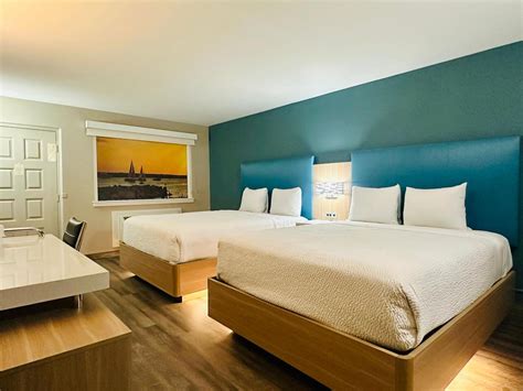 La Quinta Inn By Wyndham Costa Mesa Orange County Costa Mesa