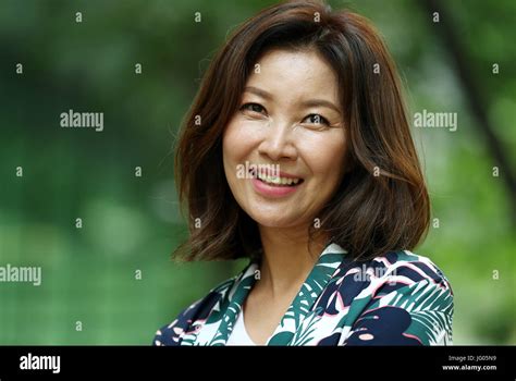 S Korean Actress Jung Jae Eun South Korean Actress Jung Jae Eun Poses