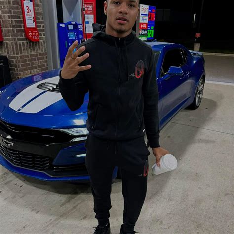 Lovin Deyon Micheal Davis