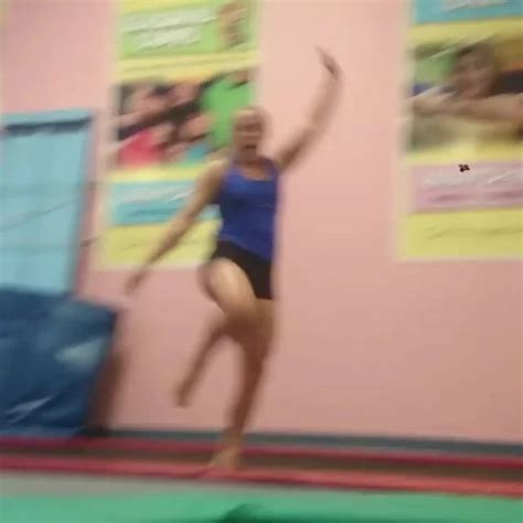 Nancy Being Sexy At The Gym Bisexual Bisexual Porn XHamster