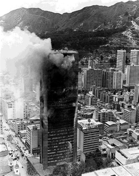 Incendio Edificio De Avianca Bogotá La Red Cultural Del Banco De La