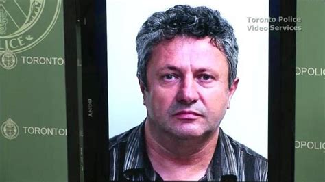 Sex Cu Popa în Biserică Un Preot Român Din Canada Acuzat Că Ar Fi