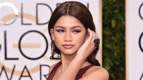 Zendayas Golden Globes 2023 Win See Her Message After Show