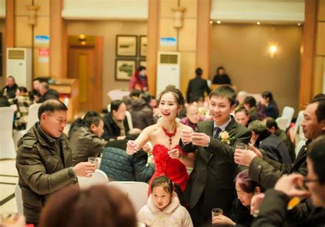 婚宴主桌安排什么人坐 结婚座位安排讲究有哪些 婚庆知识 婚庆百科 齐家网