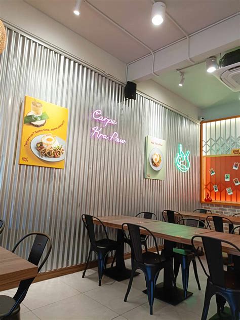 Pad Boy Paramount Chicken And Pork Rice