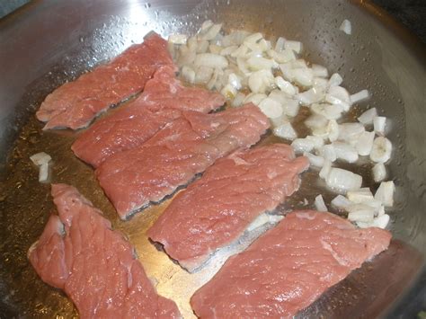French Spaghetti Crowded Earth Kitchen