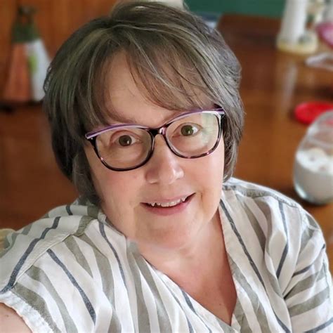 Robin Wolfe Lcswa Outpatient Therapist Coastal Horizons Center Inc Linkedin