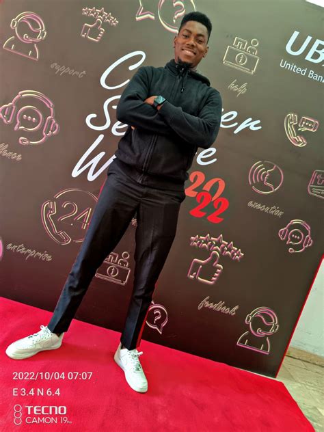 𝐀 𝐂𝐮𝐬𝐭𝐨𝐦𝐞𝐫 𝐒𝐞𝐫𝐯𝐢𝐜𝐞 𝐖𝐞𝐞𝐤 Kingsley Ibe