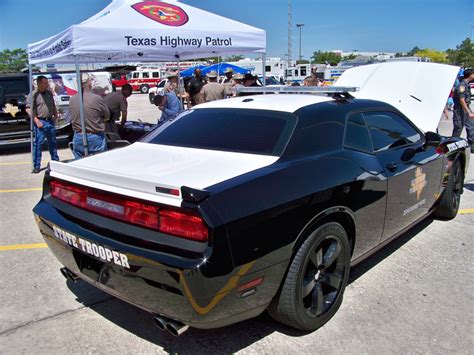 Texas Highway Patrol 2013 Dodge Challenger Code 3 Garage