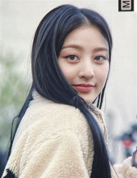 Jihyo Twice Set Me Free Only Girl Leader Twice