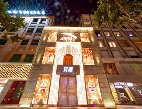 米尚丽零售设计网 Misunly 美好品牌店铺空间发现者 中国主流零售空间设计分享平台 Page 17