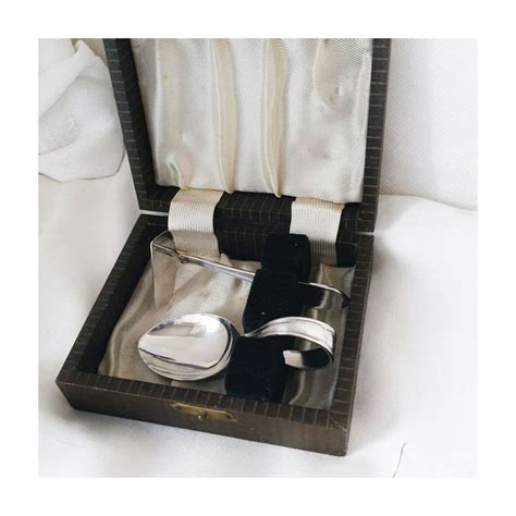 Pin On The Vintage Robbin