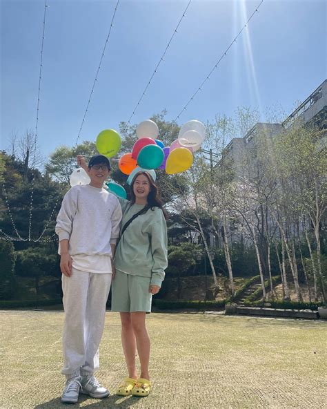 昭旻ig更新照片 Oppa 你笑得開心一點~~~🥰 Sns 劉在錫 News 유재석 뉴스