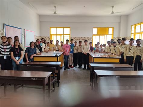 Laboratories Teoler High School