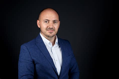 Dragoș Popescu Director General Alumgates „intenționăm Să Devenim Un Producător Major De Porți