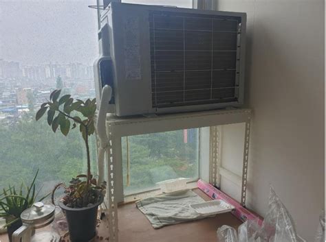틀수록 더 더워요…방 안에 에어컨 실외기 설치한 기사 아시아경제