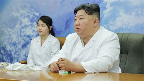 Kim Ju Ae Who Is The North Korean Girl Who May Succeed Kim Jong Un As Leader World News