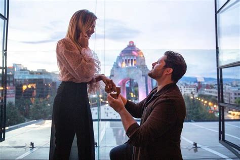 Karla Díaz Le Da El Sí A Su Novio Daniel Dayz