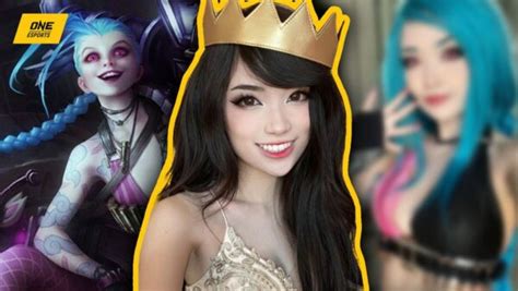 Panic Emirus Jinx Cosplay Is Here To Make An Explosion One Esports
