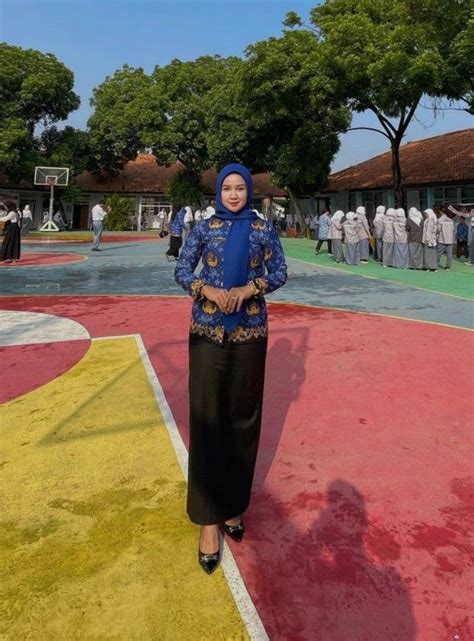 Pns Cantik Model Pakaian Guru Pakaian Guru Kemeja Putih