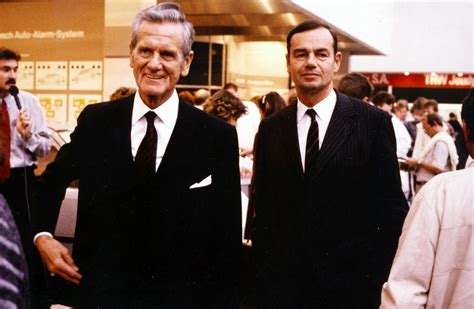 Hans L Merkle Und Marcus Bierich Auf Der Iaa In Frankfurt 1985 Bosch Media Service