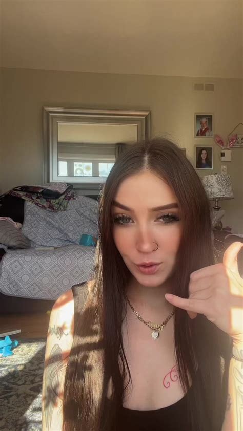 Em Emilymorris41 S Videos With Original Sound 𖤐 Tiktok