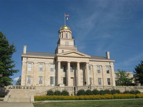 Arts Theater And Literature The Ultimate Guide To Iowa City And Things To Do