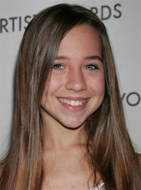 9 Hot New Taylor Atelian Bikini Pics