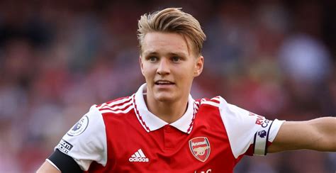 Profil Odegaard Kapten Arsenal Yang Termasuk Termuda Di Epl