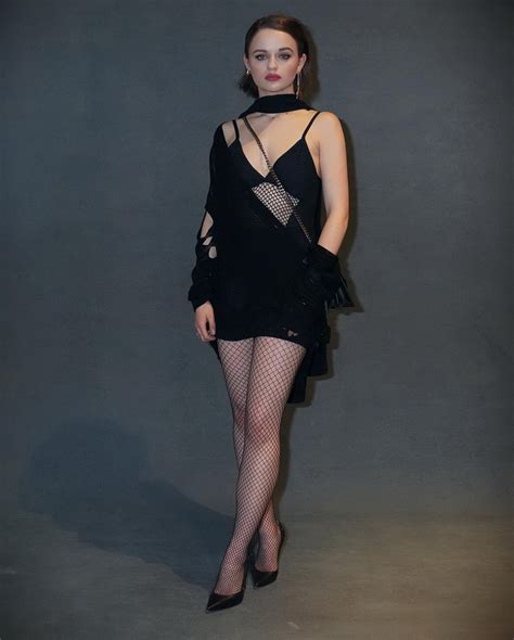 Joey King Emerging Hollywood Sensation With Elegant Legs