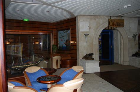 Schooner Bar Voyager