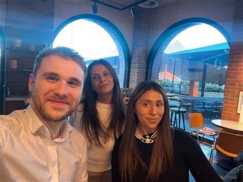 Cheatday Teammeeting Recruitmentagency Nottinghamshire Liverpool Hotdesking