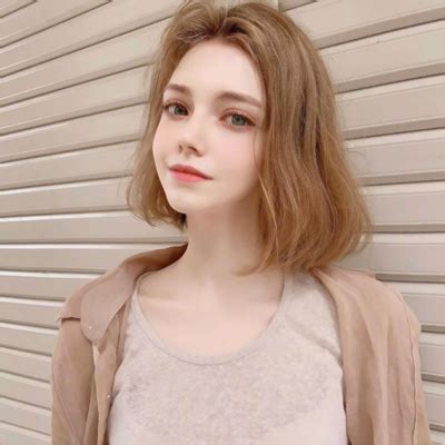 外国女孩高颜值头像真人 欧美女头像2024年最新版26张欧美刻爱头像网