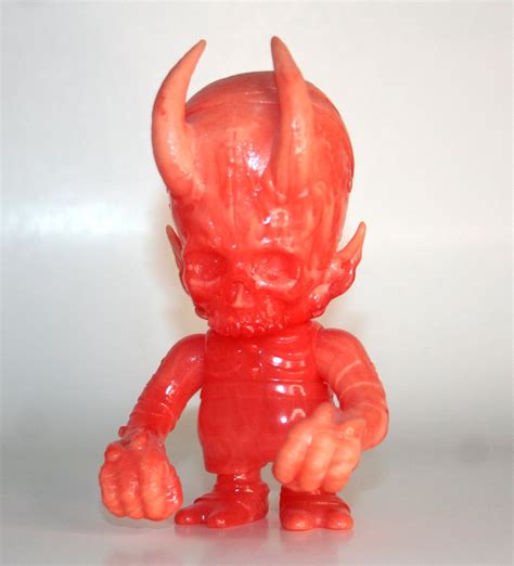 Secret Base X Pushead Red And Glow Skullhevi