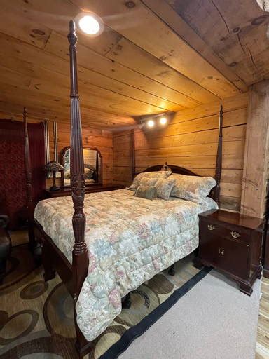 Hickory Chair Co Cherry Rice Bed Dresser And Nightstand