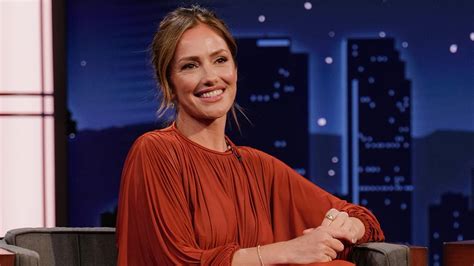 Minka Kelly Uncorks A Heater At 45 Abs Backfires Spectacularly And Lsu