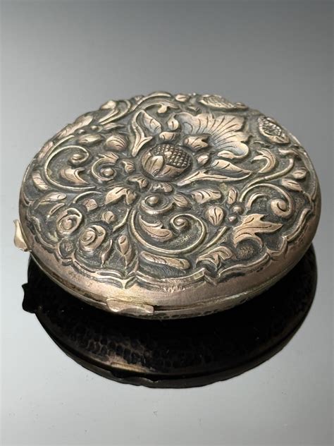 At Auction Antique Victorian Repousse 800 Silver Compact