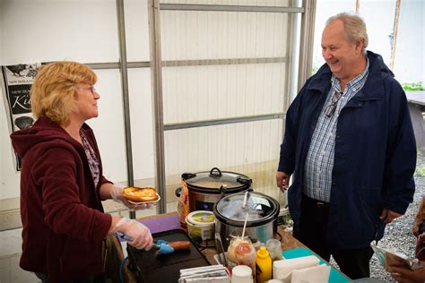 Tlell Farmers Market The Bc Farmers Market Trail