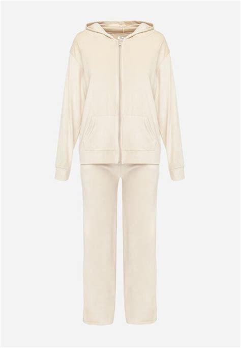 Trening Bej Deschis Born2be