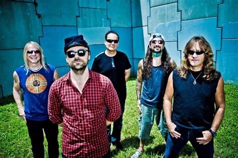 Flying Colors Supergroupe Avec Mike Portnoy Et Neal Morse Sortira Son