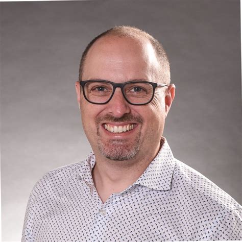 What Is Parallel Parking Rules Tips And Common Mistakes Spacer Monthly Parking Spacer Blog