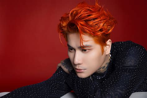 Sau Hai Năm Ca Sĩ Dickson Chính Thức Hé Lộ Album đầu Tay Của Mình