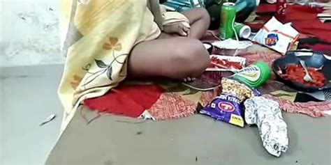 Rimmi Jain Face Show In Beer Party Camwhore