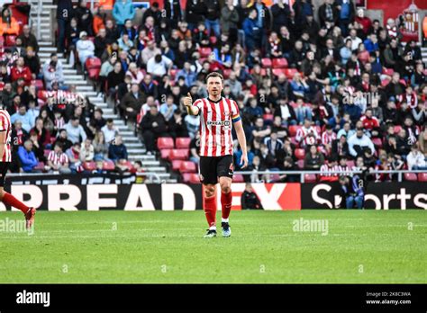 Sunderland Afc Captain Corey Evans In Action Against Burnley Fc Stock