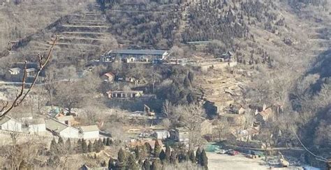 济南 拆房还山”整治风暴调查：南部山区违建别墅拆除已开始丨焦点腾讯新闻